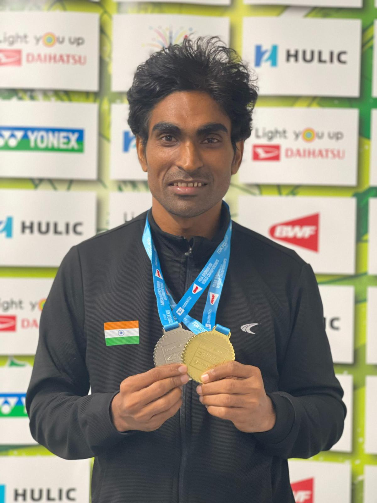 Pramod Bhagat Et Manisha Remportent Lor Aux Championnats Du Monde De Para Badminton De La Bwf 